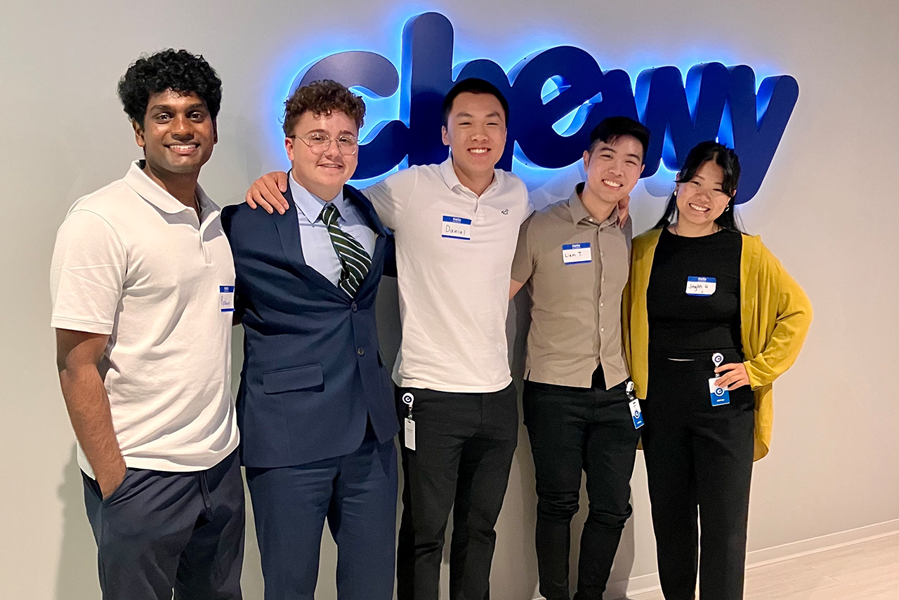 Student Programs & Opportunities | Chewy Inc. Careers