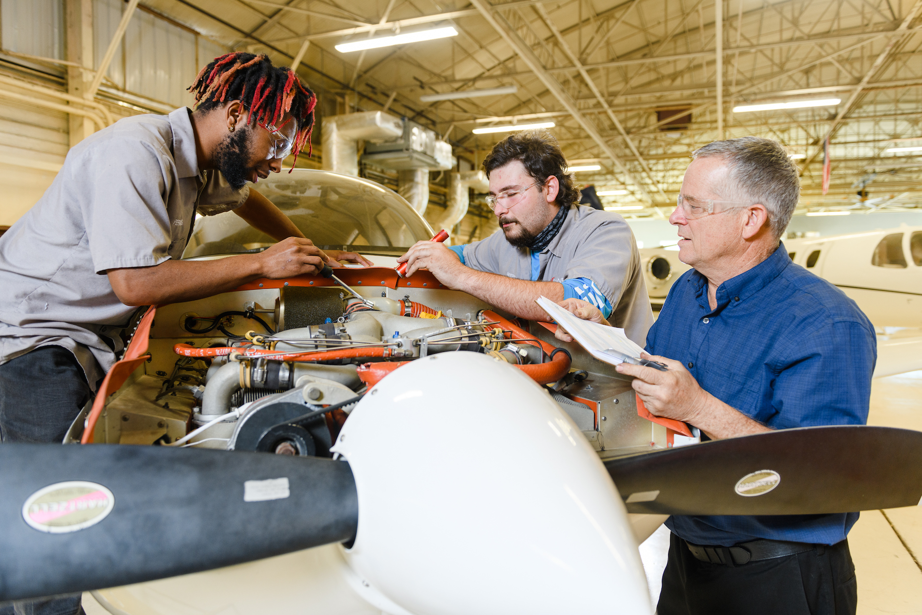 Advanced Aero Services Careers | LED FastStart