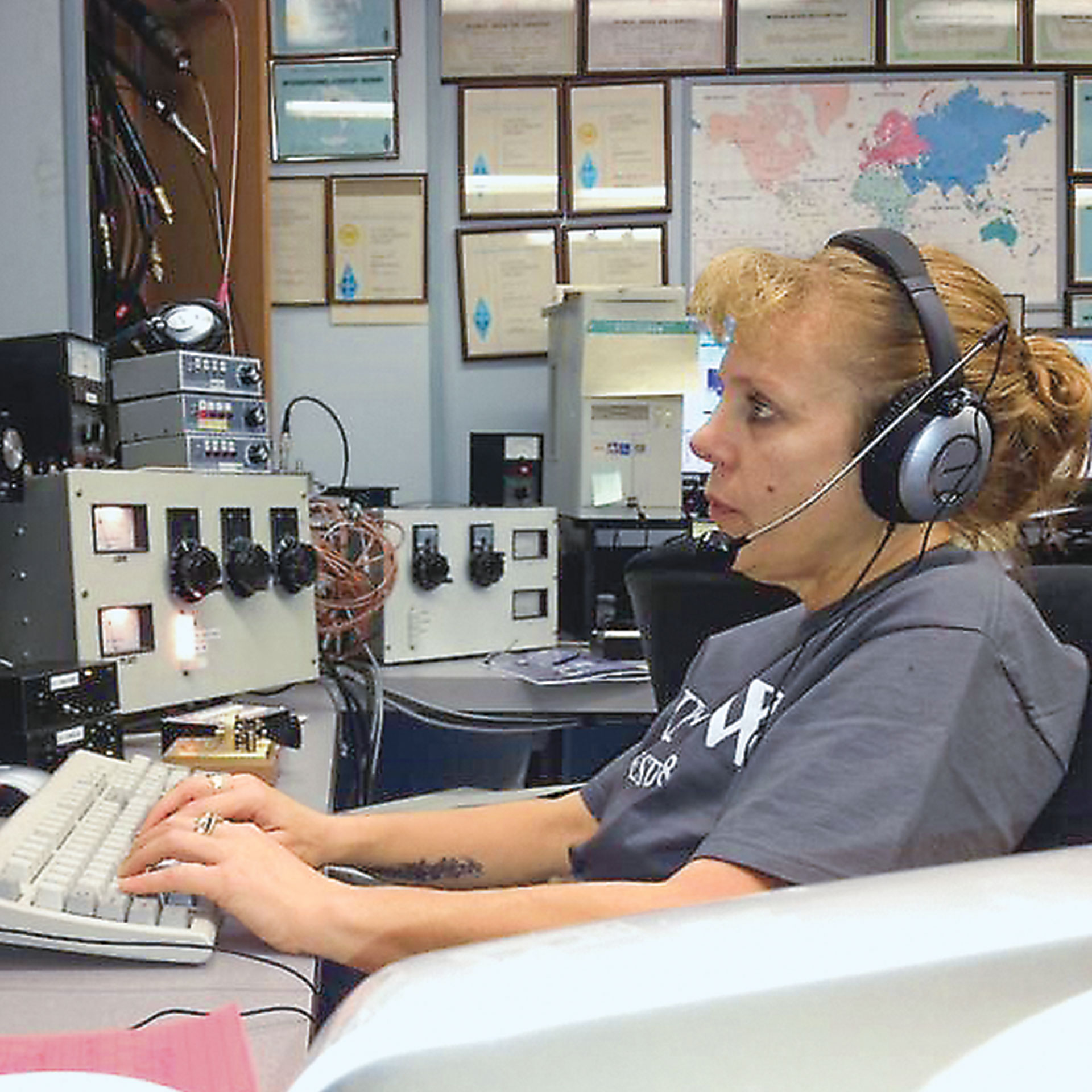 DX Engineering Careers | Summit Racing